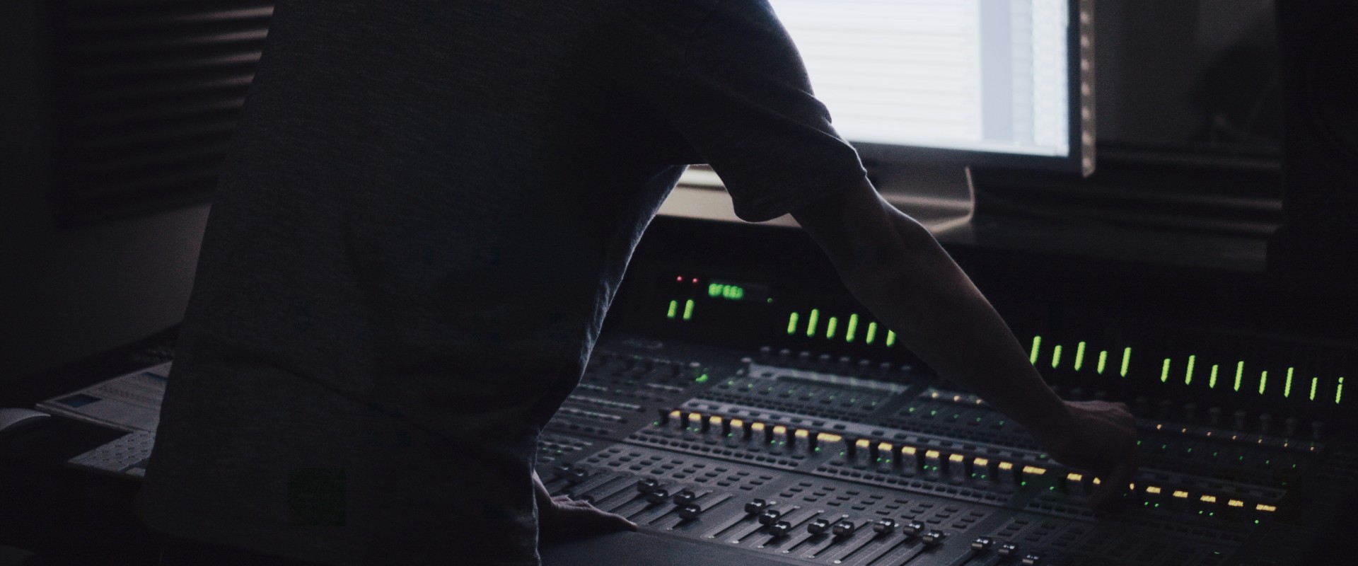 A Comprehensive Overview of EQing for Mastering